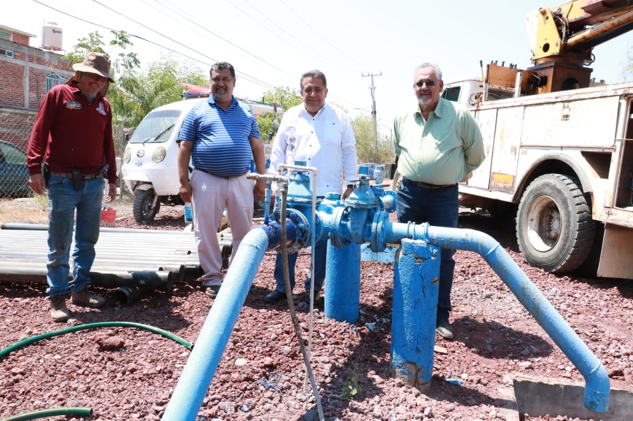 Cumple gobierno con dotación de agua potable para Bugambilias. – Página Oficial del Gobierno ...